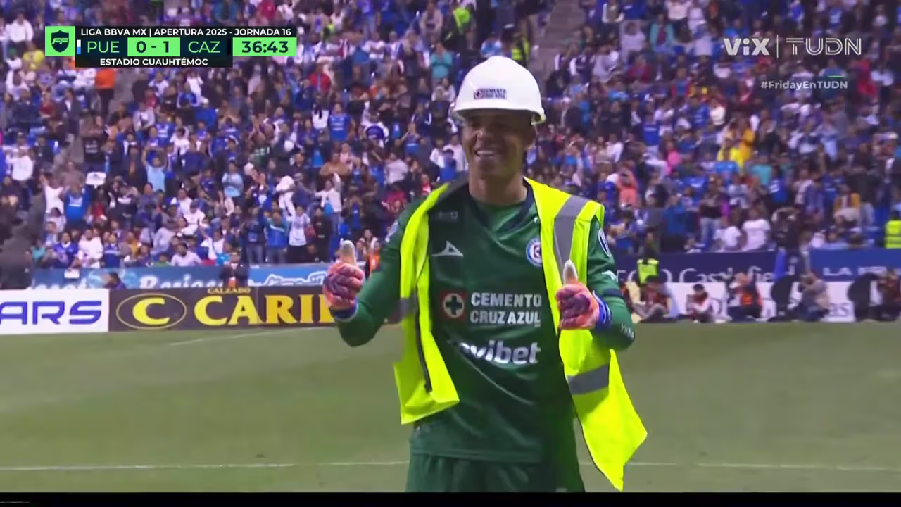 ¡Kevin Mier se roba los reflectores con épico festejo! | TUDN Liga MX ...