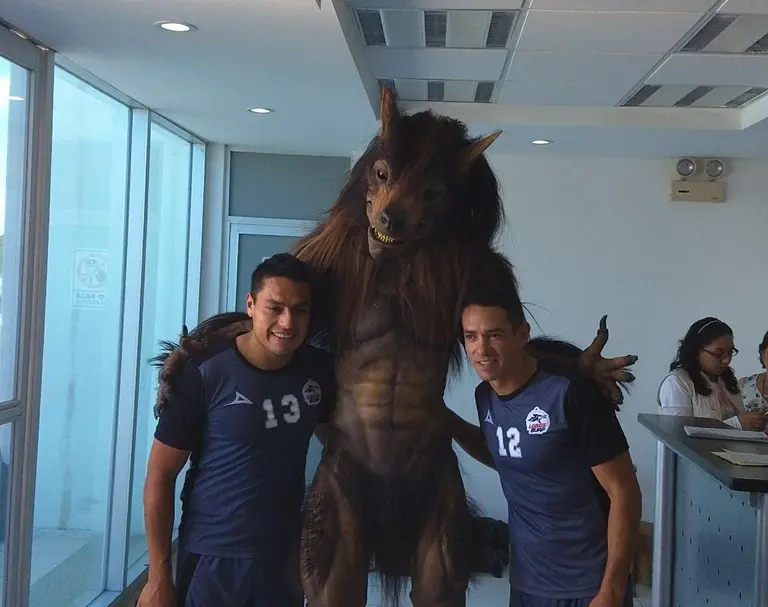 Lobos BUAP y su terrorífica 'mascota' para el Apertura 2018 | TUDN Liga ...