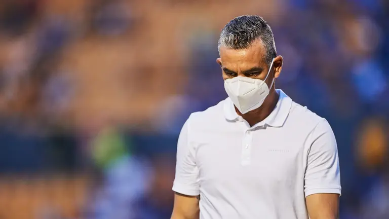 ¡Oficial! Héctor 'Pity' Altamirano deja de ser técnico de Querétaro ...