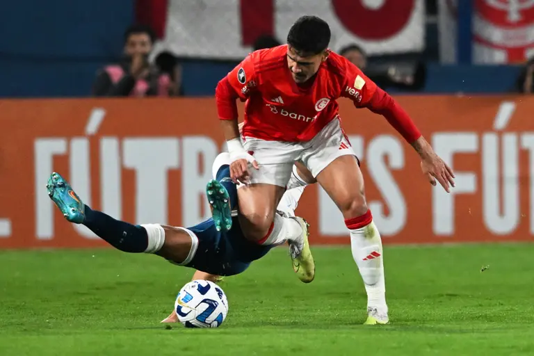 Rómulo Zwarg se convierte en el primer refuerzo de Tigres para el ...