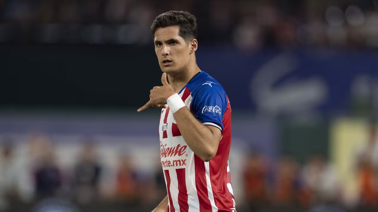 ‘Tepa’ González no saldrá de Chivas hasta superar a Omar Bravo | TUDN ...