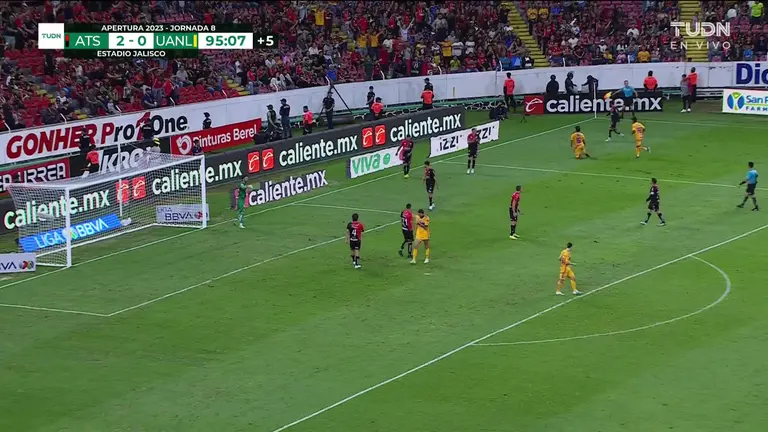 ¡TIRO ATAJADO! disparo por Fernando Ordóñez. | TUDN Liga MX | TUDN