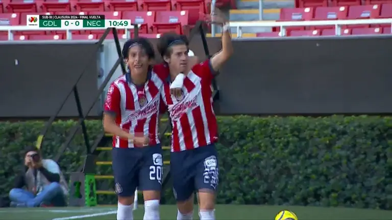 Uribe abre la cuenta par Chivas Sub 18 con hermosa definición | TUDN ...
