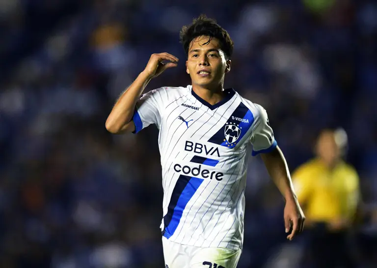 Víctor 'Chespi' López deja Rayados para jugar con los Gallos Blancos ...