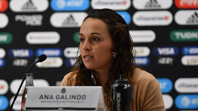 Histórico: Ana Galindo, primera mujer DT de un Tri varonil | TUDN ...