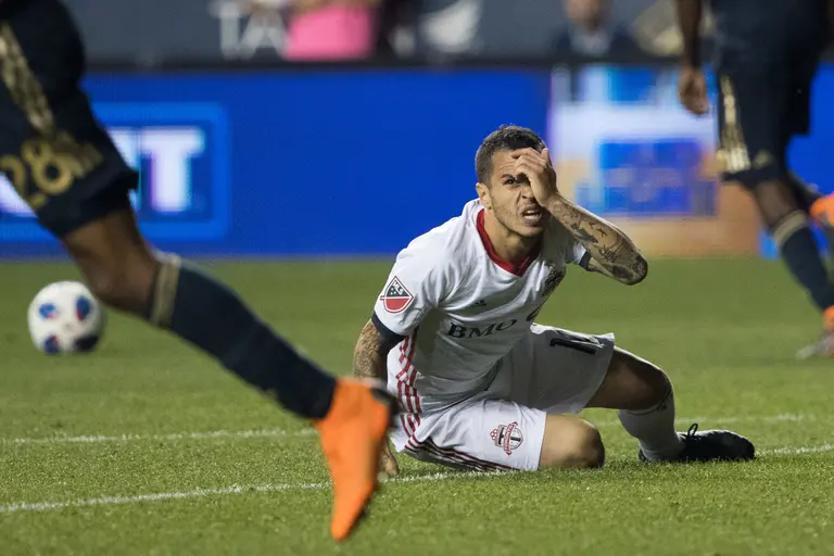 El campeón Toronto no levanta y el DT no dudo en señalar errores de ...