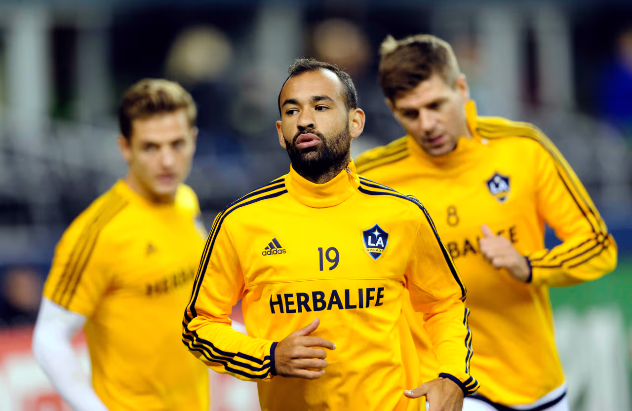 El multicampeón con LA Galaxy Juninho ha sido traspasado a los Xolos de ...