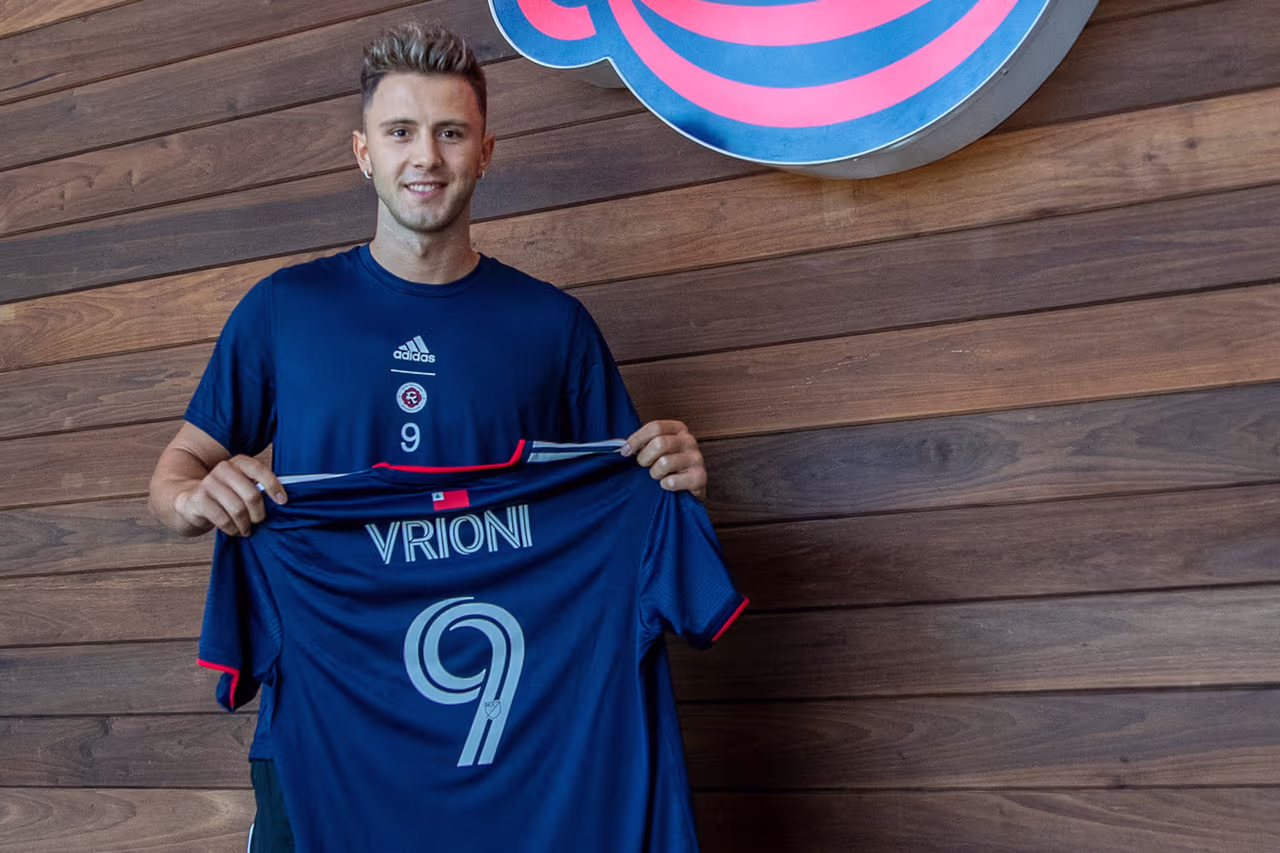 Estirpe 'bianconera': Giacomo Vrioni es la esperanza de gol en New ...