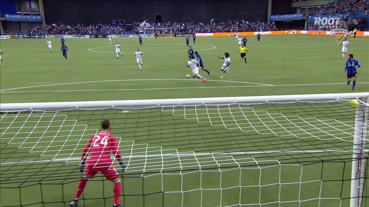 Ignacio Piatti jala del gatillo y marca un golazo ante el campeón ...