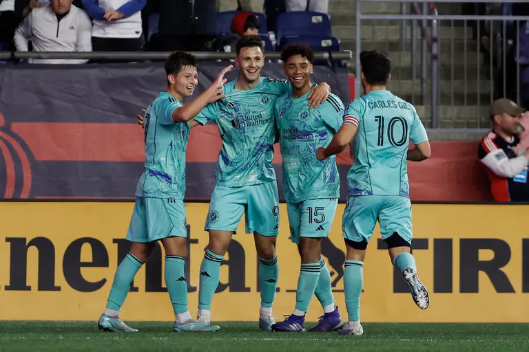 Implacable: la Revolución en New England funciona como un reloj de ...