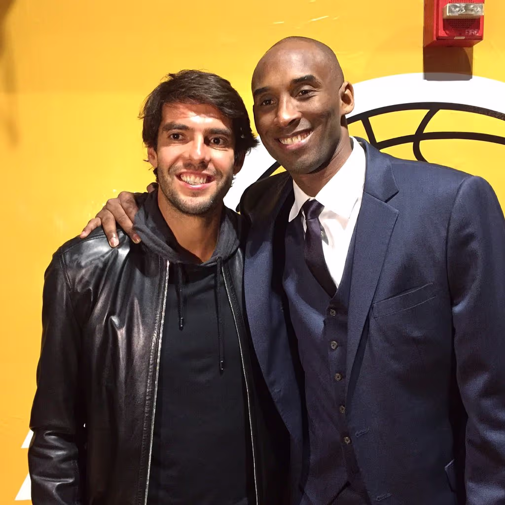 Kaká no se quiso perder la gira despedida de Kobe Bryant y se ...