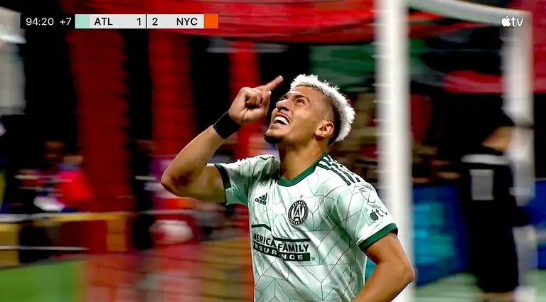 El brasileño Nick Firmino rescata el empate con letal cabezazo | TUDN ...