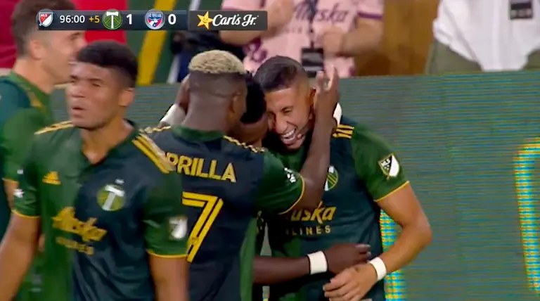 Marvin Loría falla un penal, pero anota en el rebote y adelanta a ...