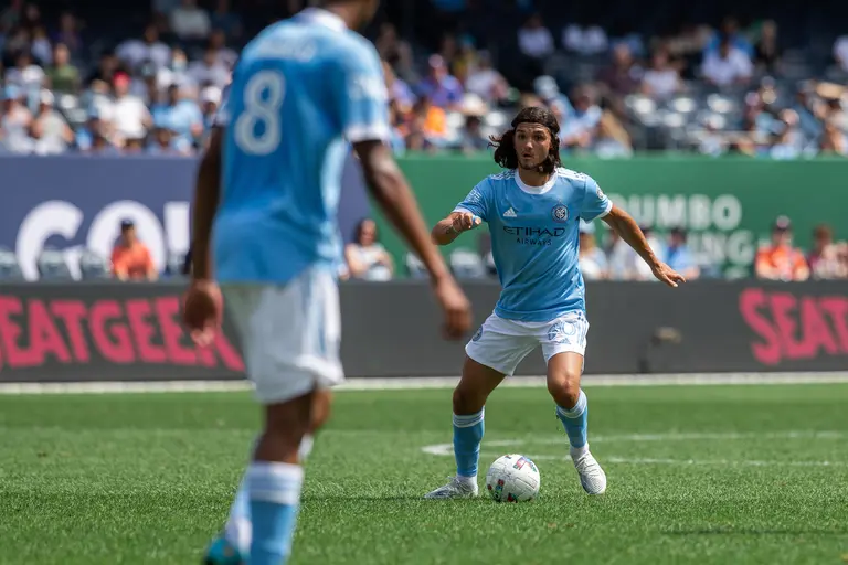 New York City FC firma un nuevo contrato con el canterano Justin Haak ...