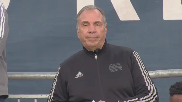 ¡Para recordar! Bruce Arena por cuarta vez es el Coach del año en la ...