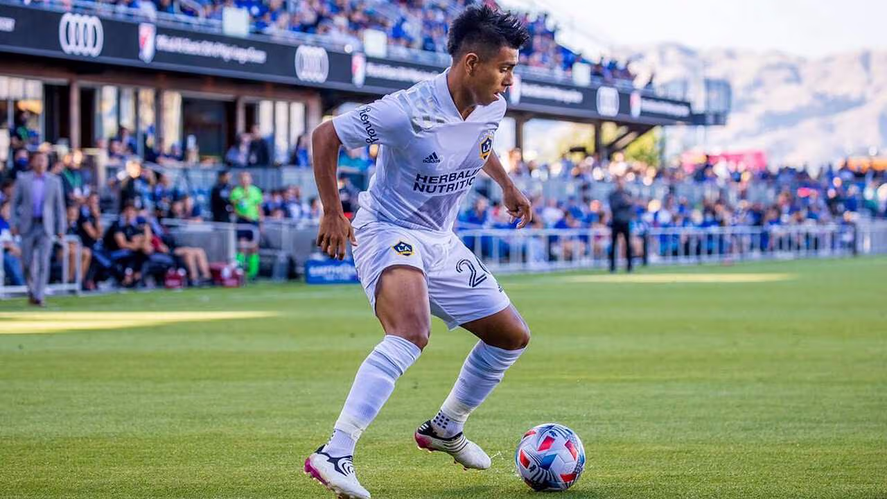 Vanney resalta potencial de Efraín Álvarez | TUDN MLS | TUDN