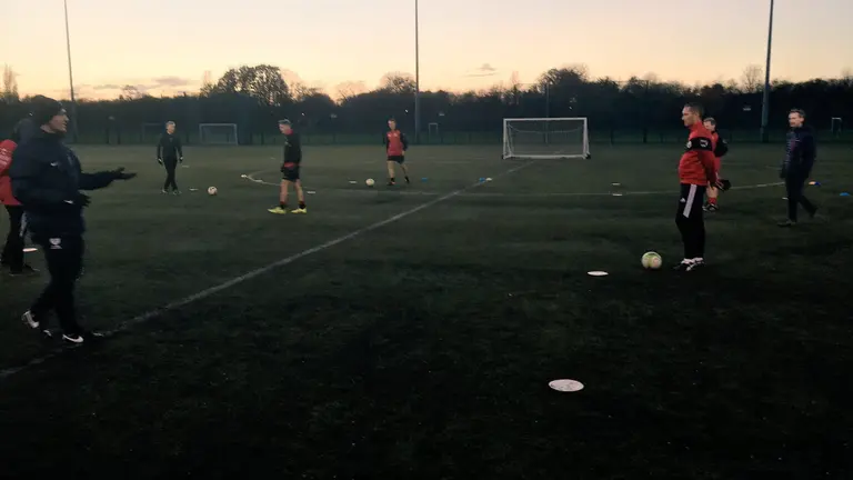 Muere Dylan Rich tras sufrir un paro cardiaco en la cancha | TUDN ...