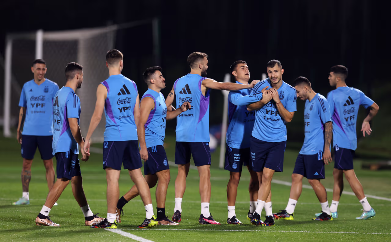 Di María da esperanza y 'Kun' Agüero 'entrena' con Argentina | TUDN ...
