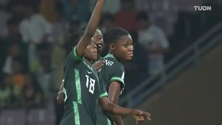 ¡Nigeria se adelanta! Edafe aprovecha el regalo y marca desde los 11 ...