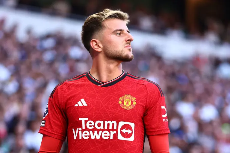 El inglés Mason Mount será baja del Manchester United hasta después del ...