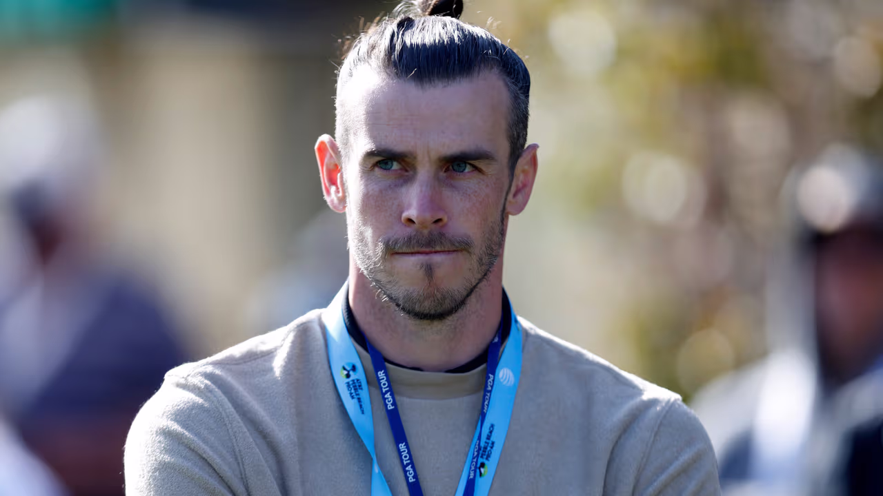 Quieren convencer a Gareth Bale en el Wrexham de Ryan Reynolds para que ...