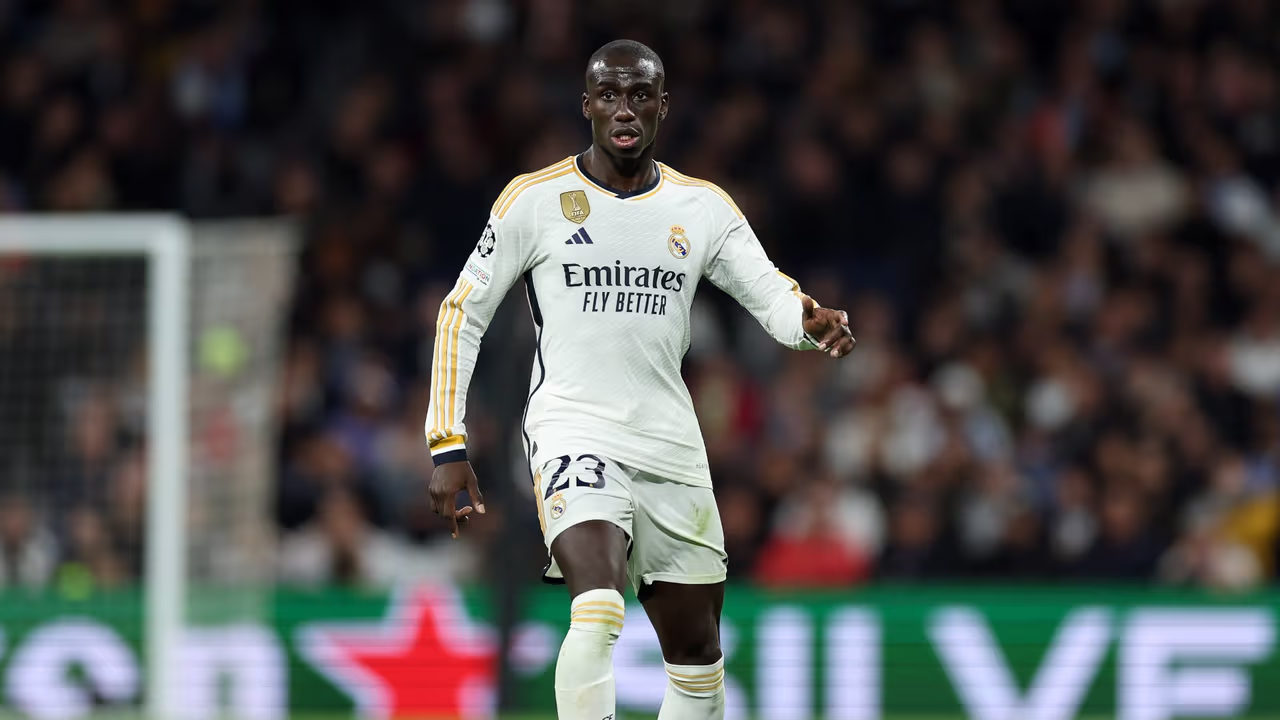 Real Madrid ‘refuerza’ su defensa para la Supercopa de España | TUDN ...