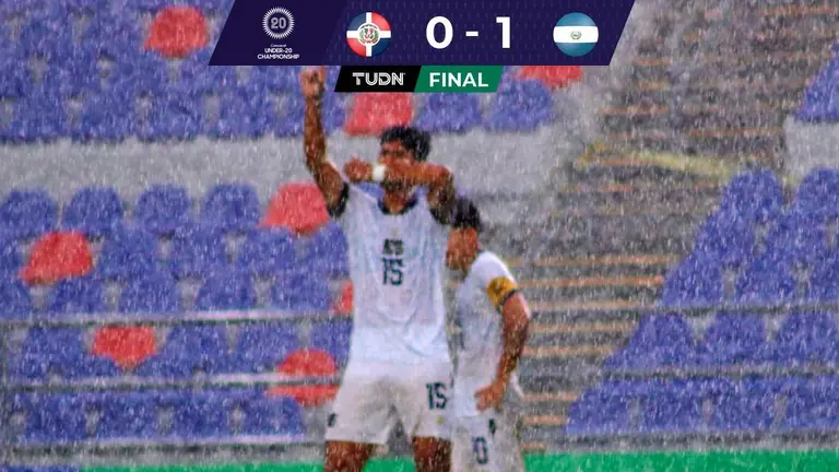 Resumen | El Salvador saca triunfo de oro en medio de un diluvio | TUDN ...