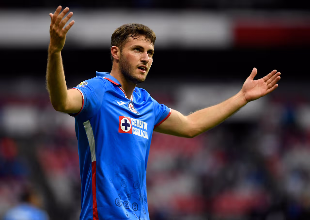 Santi revela que muchos de sus desvelos es por su amor a Cruz Azul ...