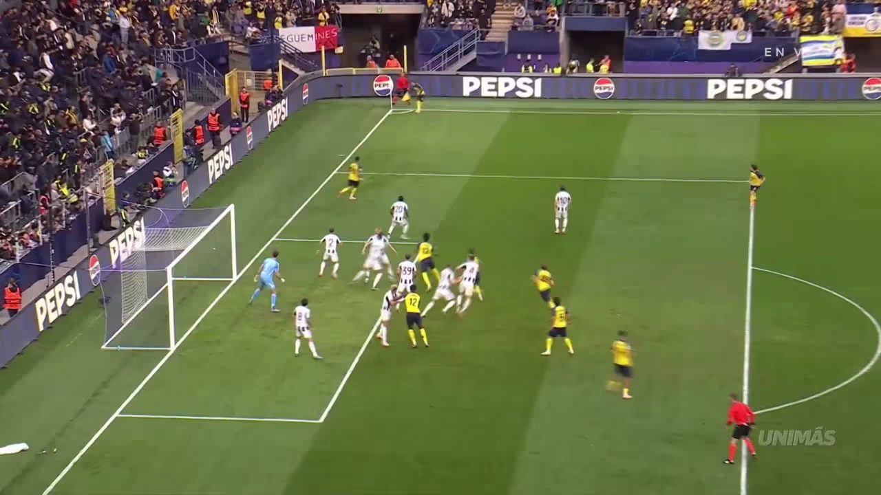 ¡CERCA! Kevin Rodríguez gana por arriba y conecta de cabeza | TUDN UEFA ...