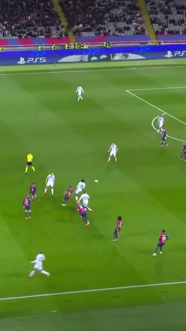 Gk Save by Barcelona | TUDN UEFA Champions League | TUDN