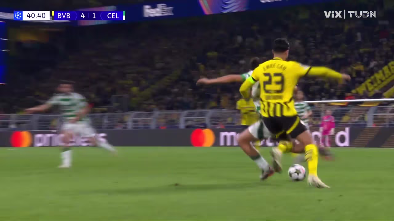 ¡Triplete! Adeyemi no tiene piedad y marca el 5-1 al Celtic | TUDN UEFA ...