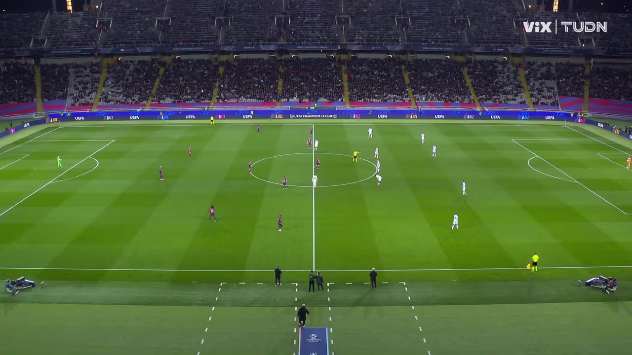 ¡Ya saltan al campo los culés y arrancan su compromiso en Champions ...