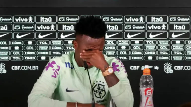 Vinícius llora tras hablar del racismo: "Cada vez tengo menos ganas de ...
