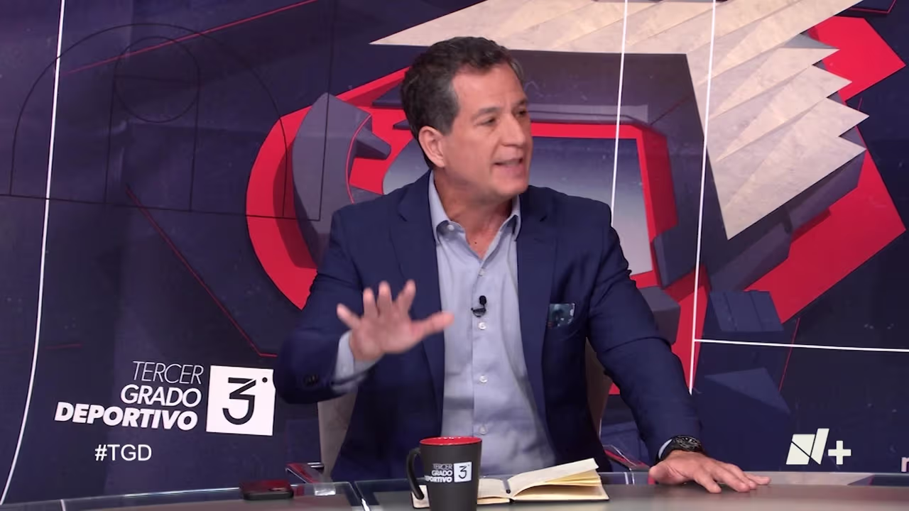 Javier Alarcón: "Santiago Giménez es un fenómeno, no es un crack ...