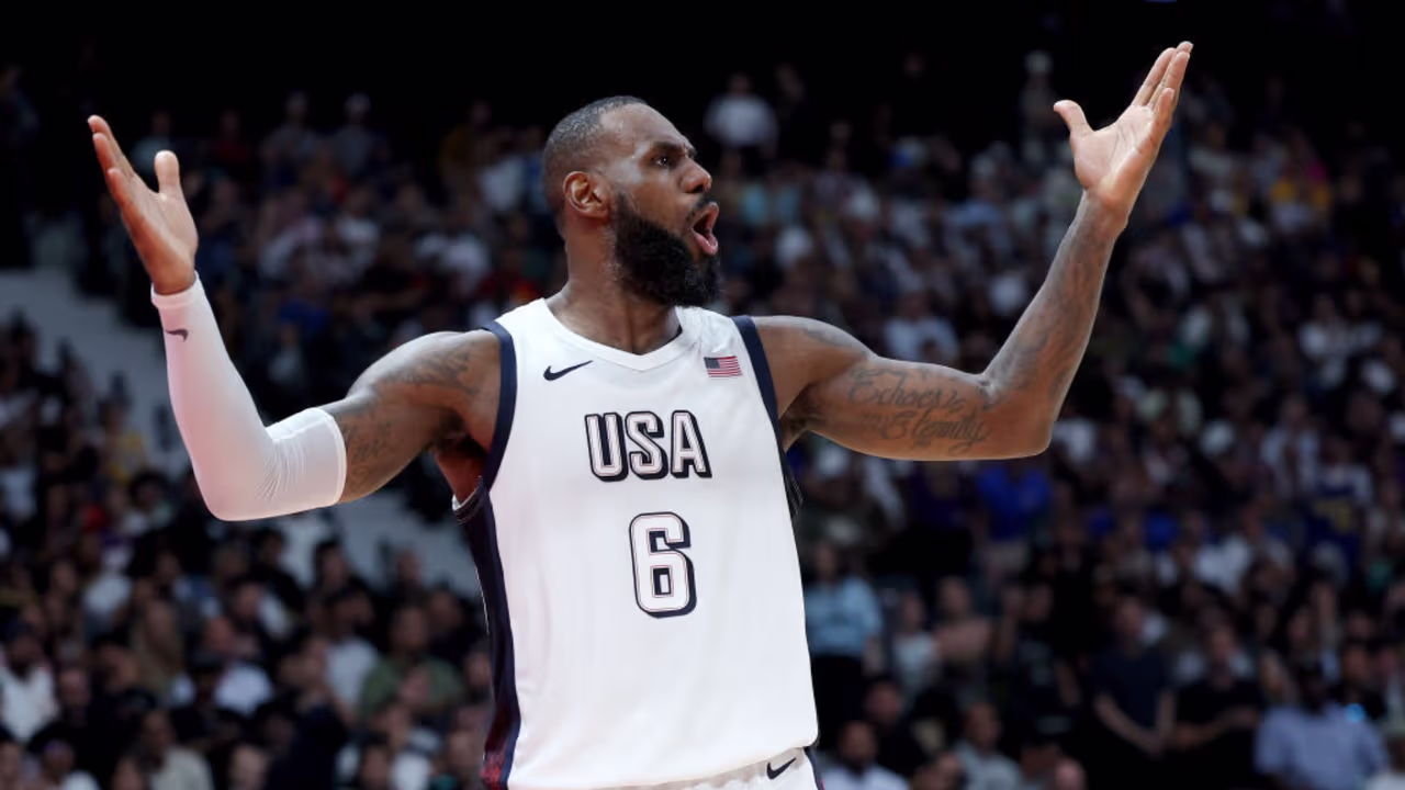 LeBron James, el abanderado de EEUU en la ceremonia de apertura de ...