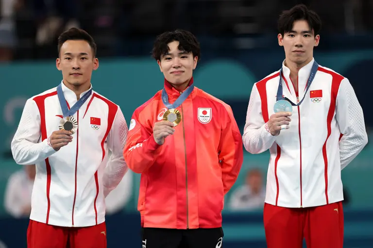 El japonés Shinnosuke Oka sorprende y gana oro en All Around de gimnasia | TUDN Paris 2024 | TUDN