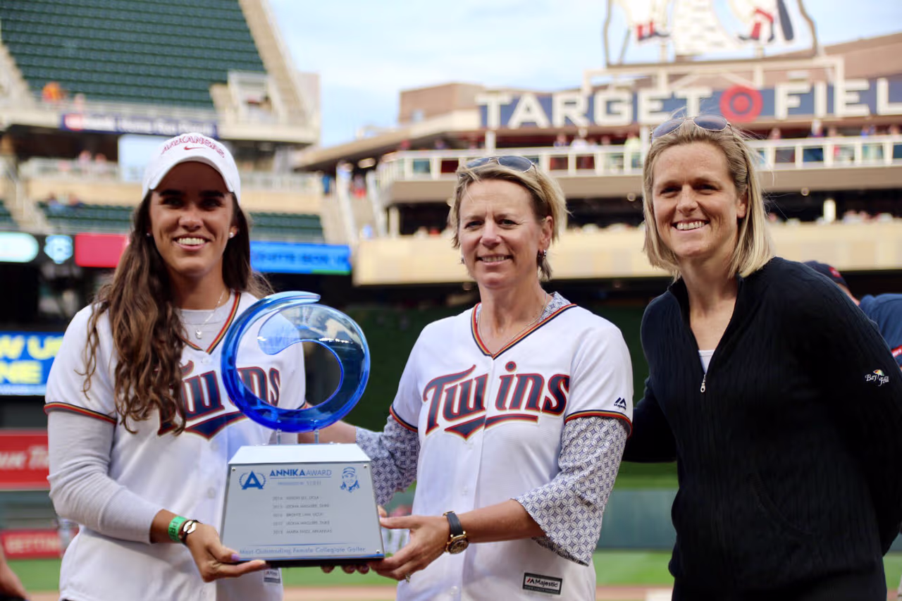 ¡María Fassi recibe el Premio Annika! | TUDN | TUDN