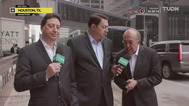 ¡Otra vez le apagan el micrófono a Pepe Segarra! | TUDN MLB | TUDN