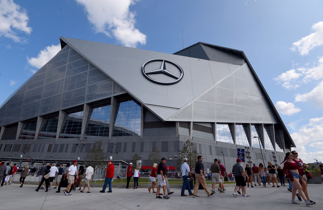 Mercedes-Benz Stadium: Cuál es su nombre verdadero y por qué cambió ...