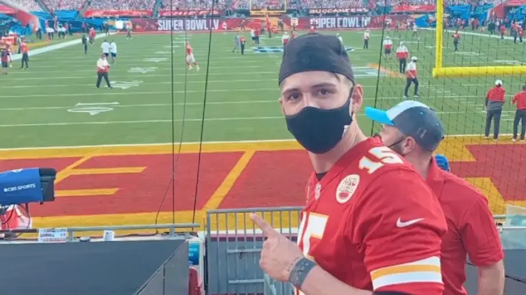 Alan Pulido y Rodolfo Pizarro viven el Super Bowl LV en Tampa Bay ...