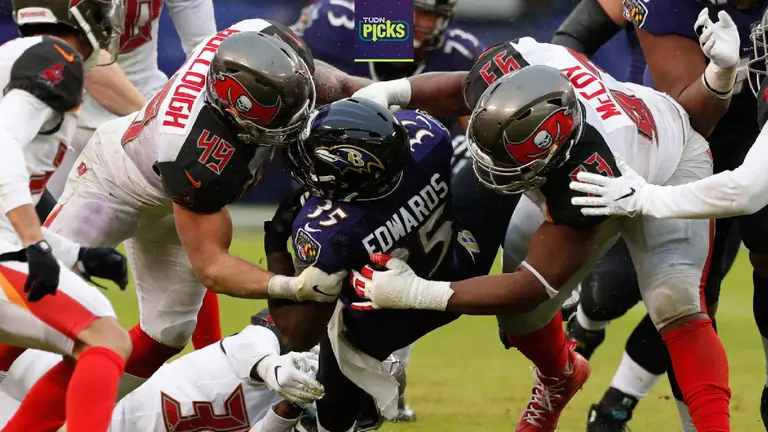 ¡Ponle a la NFL! Tom Brady vs. Lamar Jackson en el TNF | TUDN National ...