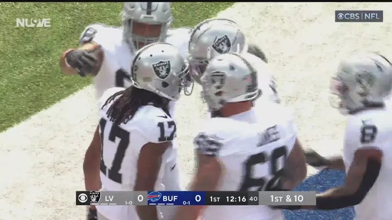 ¡TD Raiders! Adams recibe y hace el trabajo para la anotación | TUDN ...